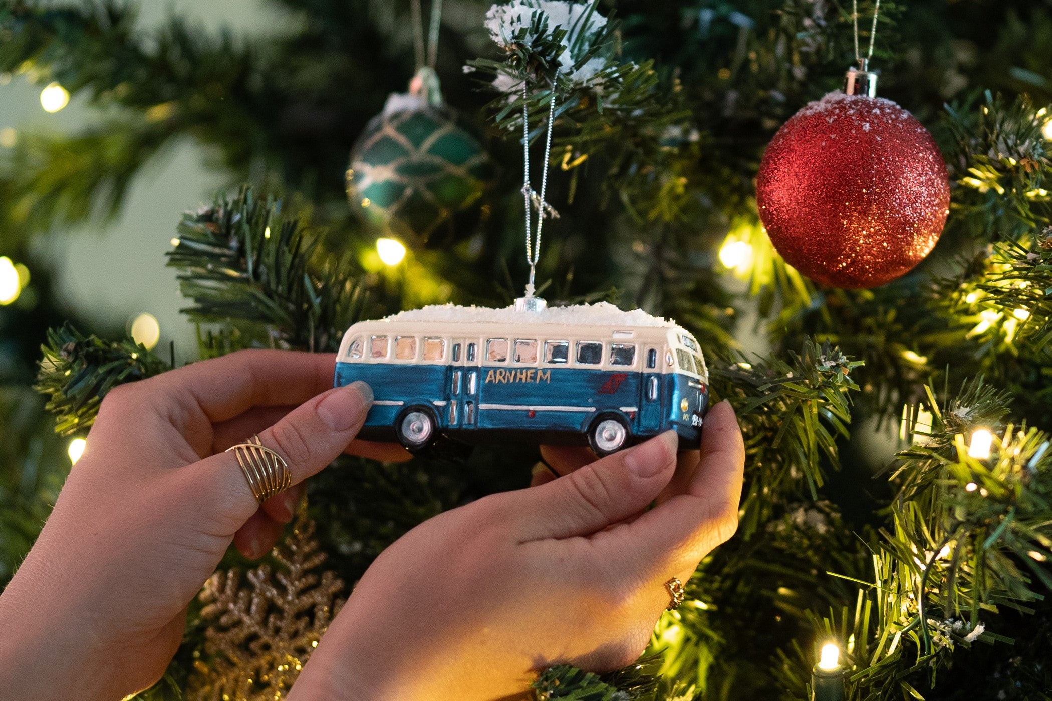 Trolleybus kerstbal - Arnhemse Ballen